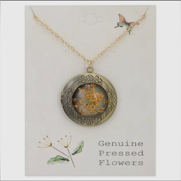 Jewelry | Locket With Dry Flowers Necklace Nwt | Poshmark